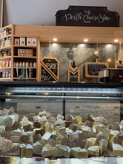 A Cheese Lover’s Guide to Ontario’s Highlands | Come Wander